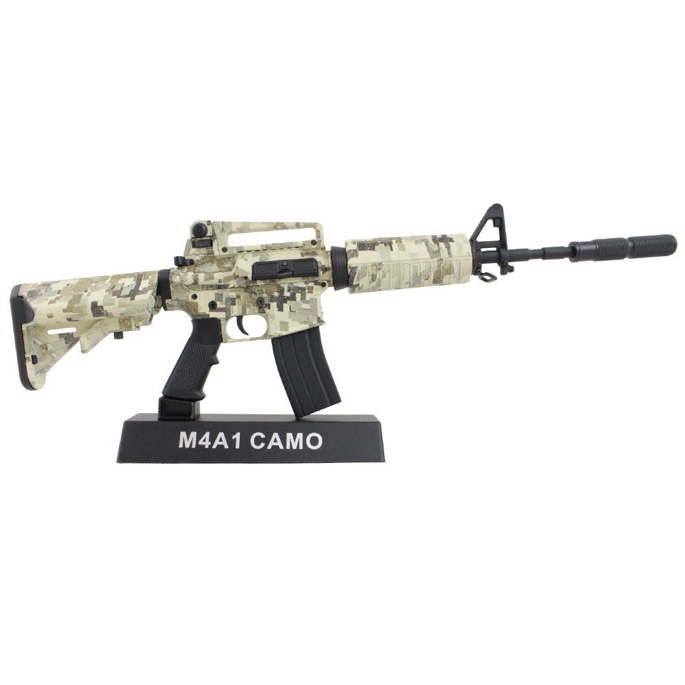 M4A1 Digital Camo Diecast 1:4 Scale Rifle Model | Camouflage.ca